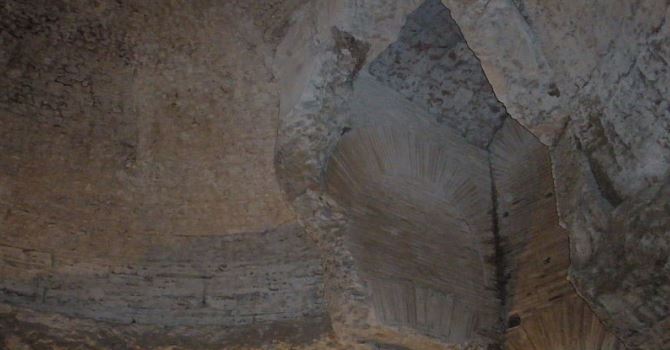 Visita al Mausoleo di Monte del Grano - Roma Segreta 2013 ...